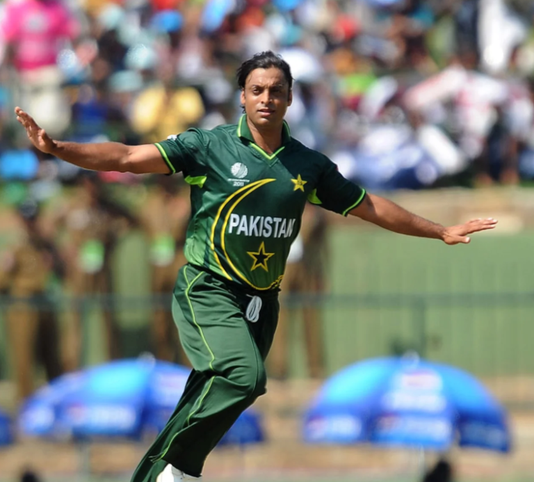 Top 10 Best Pakistani Bowlers Of All Time