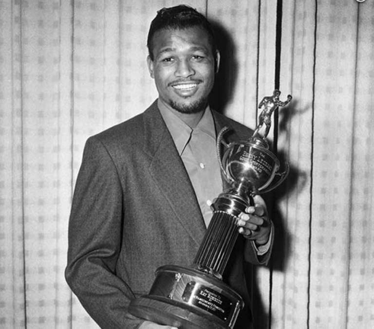 Top 10 Greatest Boxers Of All Time - Sports Samrath