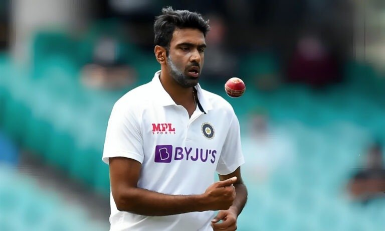 Top 10 Legendary Best Spinners In The World Of All Time